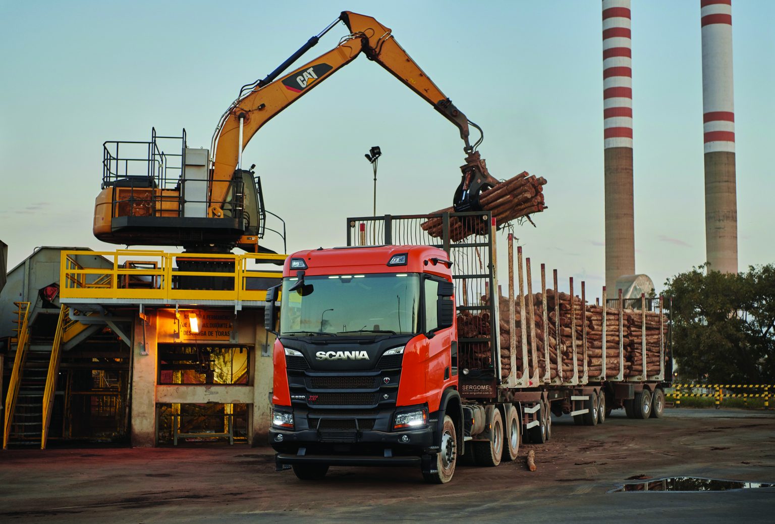 Scania lança geração ‘inovadora’ de caminhão com redução de consumo