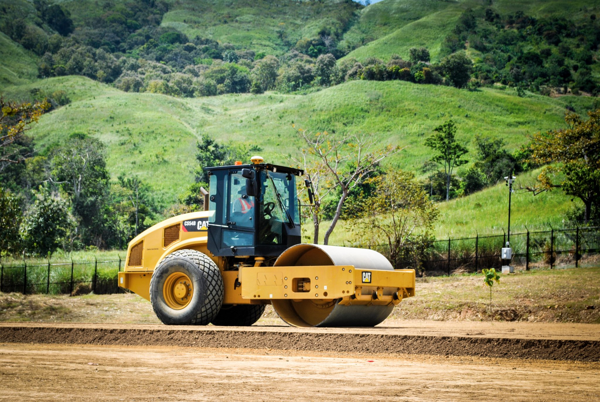 Rolos compactadores - Eae Maquinas Rolos compactadores
