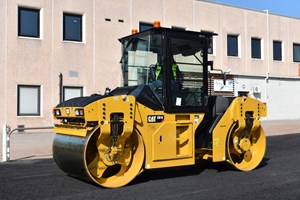 Caterpillar alcança 10.000 compactadores fabricados no Brasil