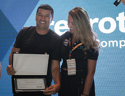 Novak Gouveia comemora 60 anos de história